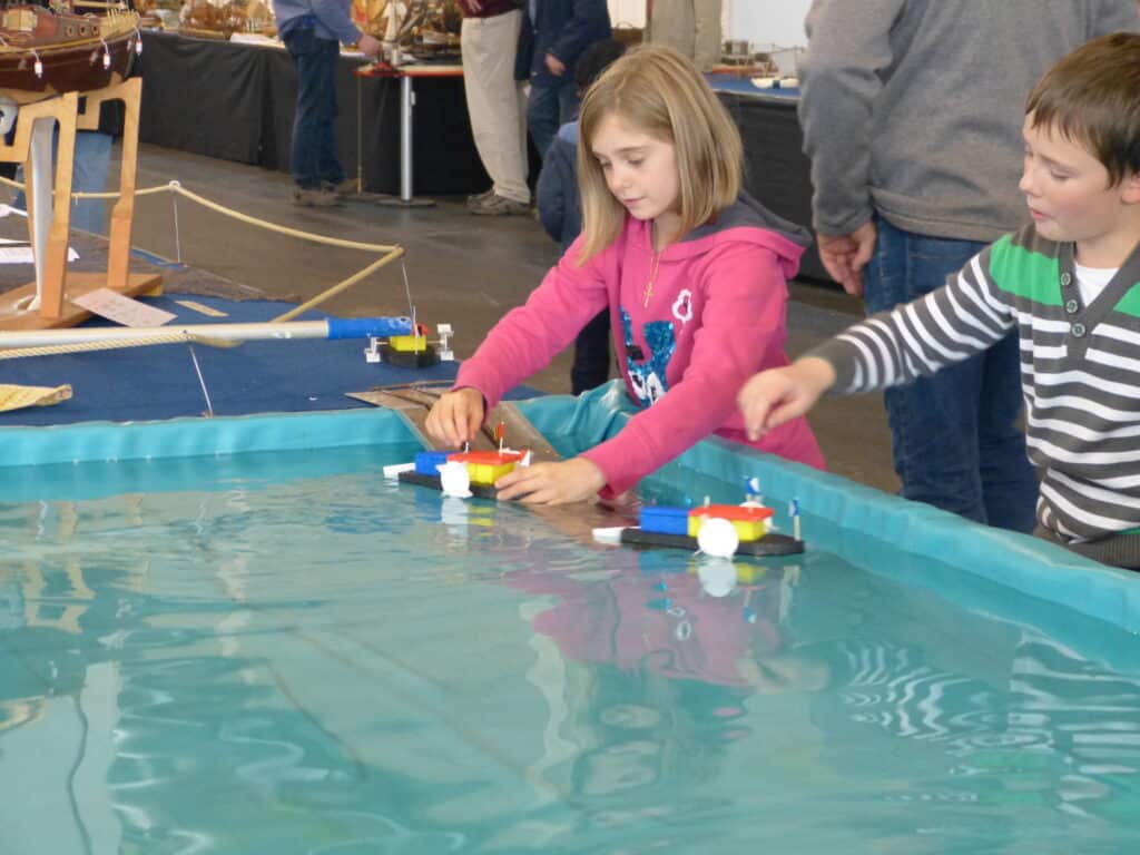 Shipyard for kids of the Neckarpiraten | Faszination Modellbau ...